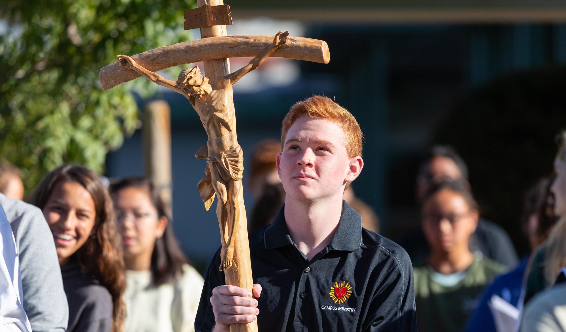 Archbishop Mitty High School Logo